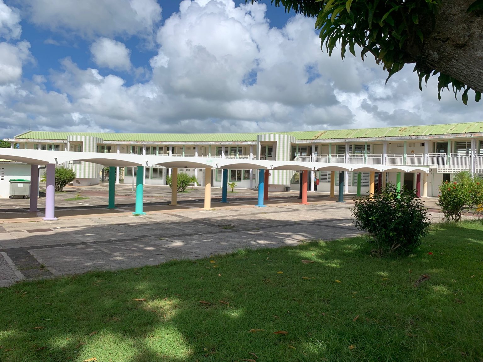 Présentation du collège – CLG MAXIMILIEN VRECORD